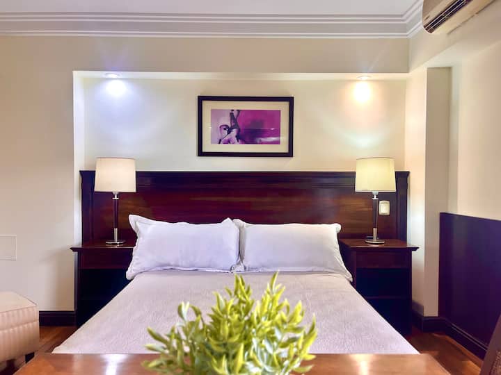 Pleno Centro Piscina, Hidromasaje Y Gym - Mendoza