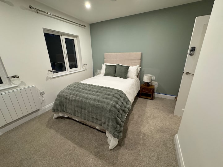 Luxurious, Private Room In The Heart Of Galway - アイルランド ゴールウェー