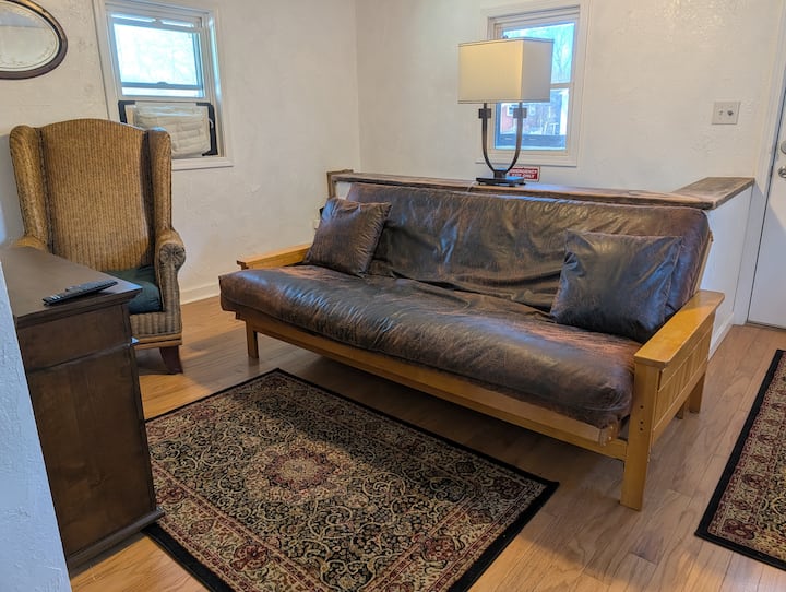 The Skinny House - Min To Downtown And Etsu - Johnson City, TN