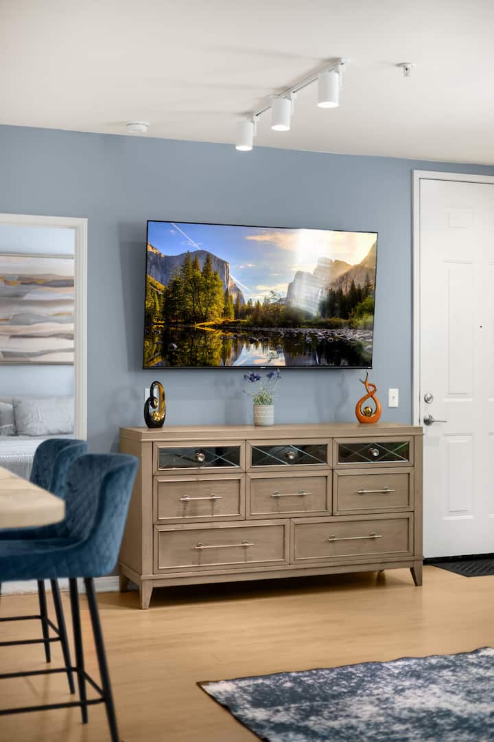 Apartment Located At Los Olivos Apartment Homes - Lake Forest, CA