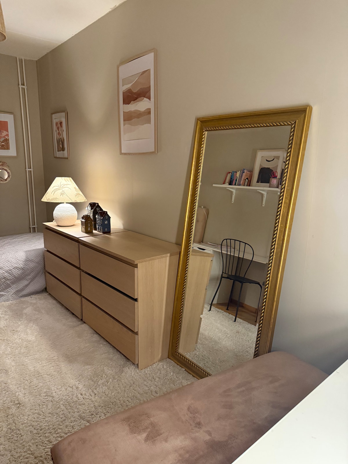 Cozy room in a homey environment. - Flats for Rent in Stockholm ...