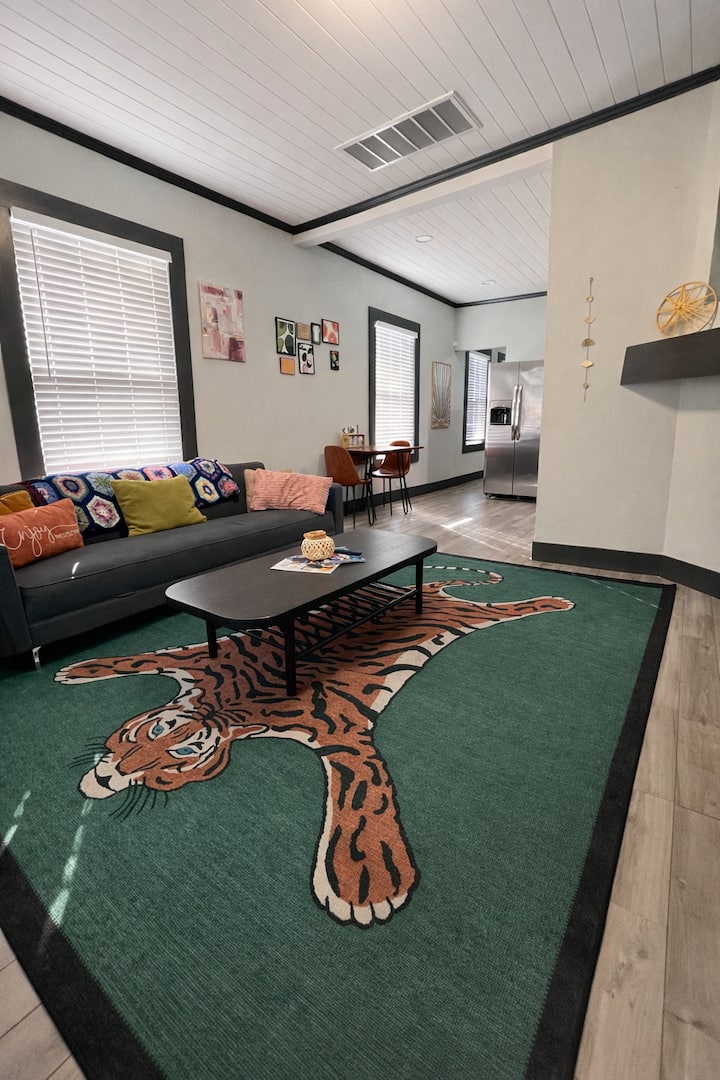Stay Near The Bok/updated And Spacious 1 Bedroom - Tulsa, OK