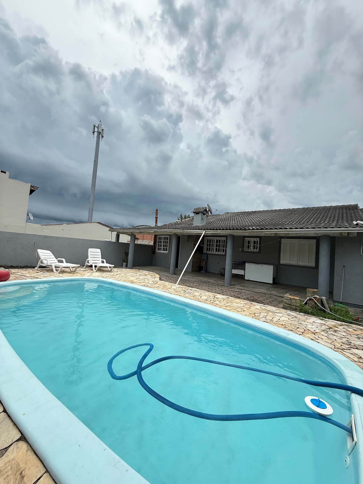 House with pool near the beach in Atlântida Sul - Houses for Rent in ...