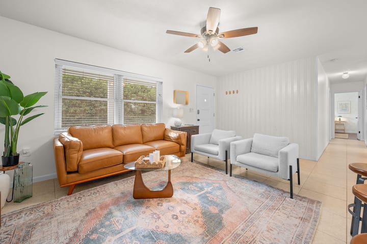 The Rambler: Sunny 3br Close To Downtown - Castillo de San Marcos National Monument