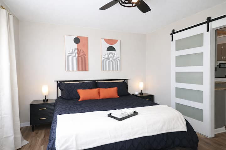 Charming Historic Downtown Retreat - Durham, NC