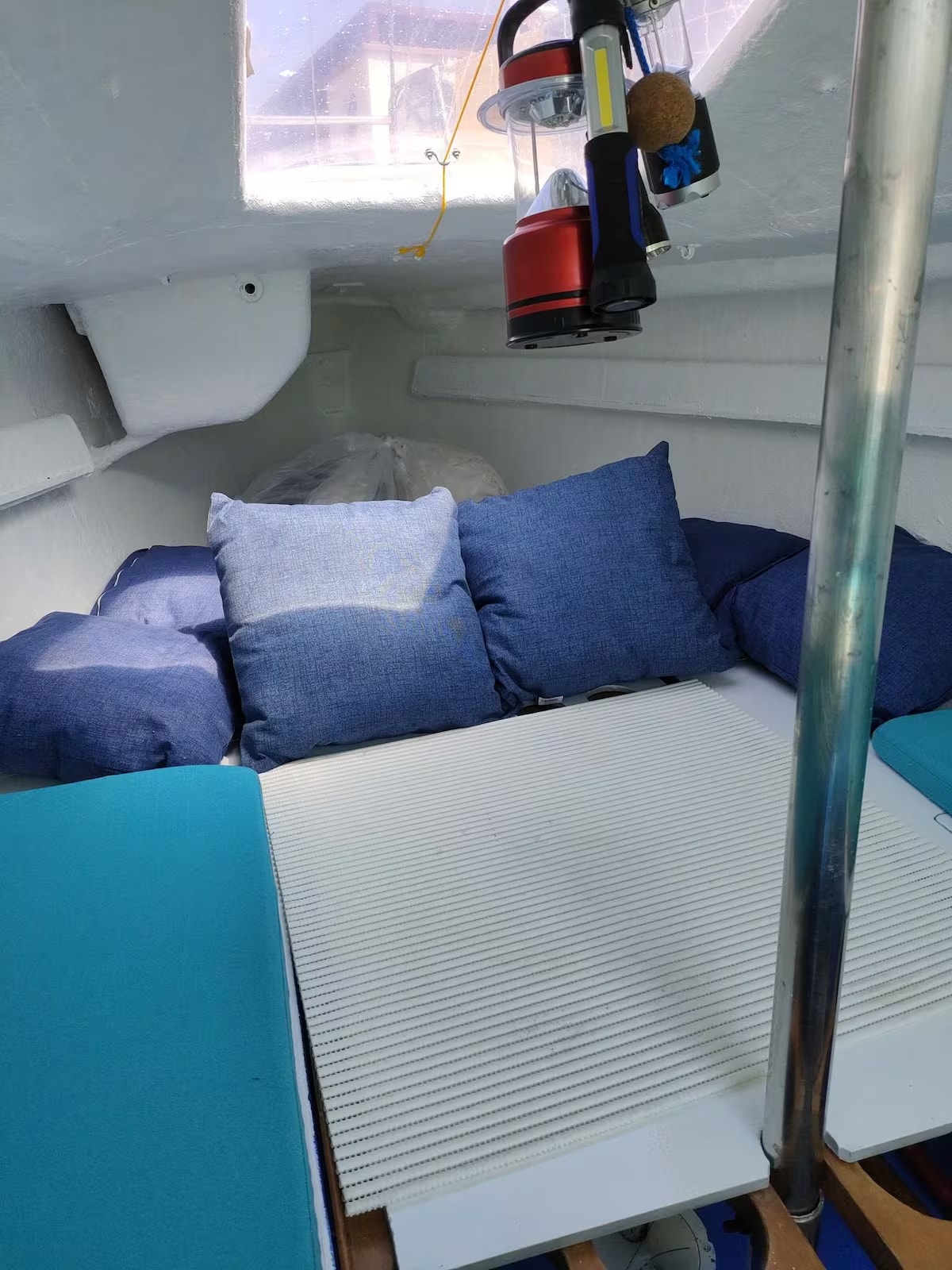 *2 voiliers « Balcsi » Molo et plage par BestLocated - Bateaux à louer ...