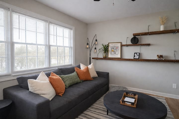 Charming Historic Downtown Retreat 2 - Durham, NC