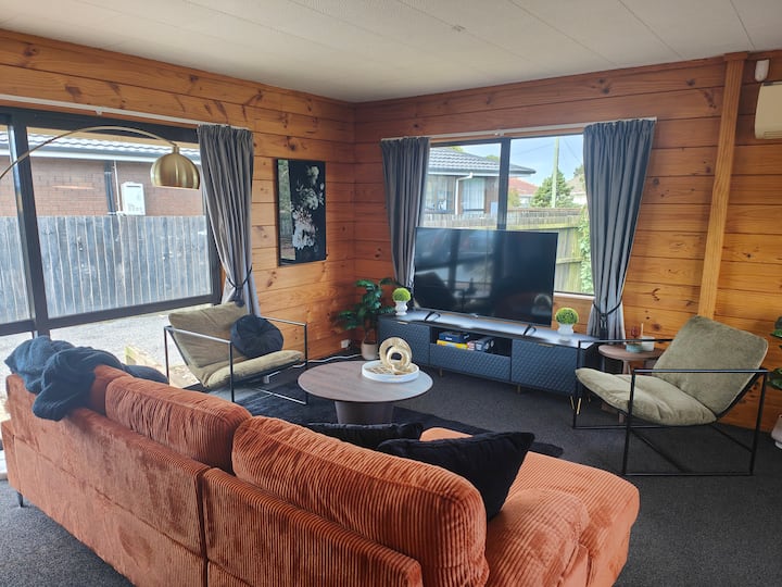 Beautiful House Near Airport! - Rolleston