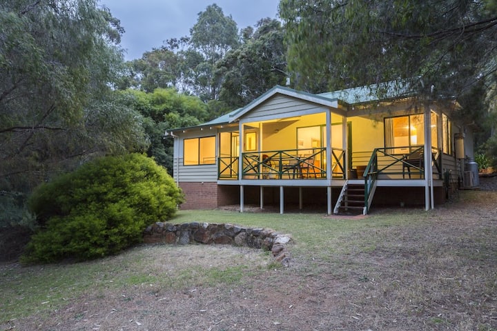 Ibis Lake View Chalet - Margaret River