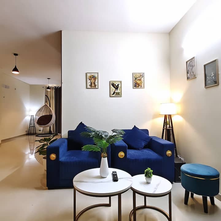 The Royal Retreat - Delhi