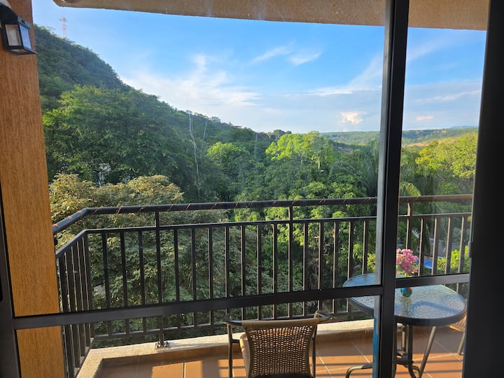 Apartamento Equipado, Con Cocina Y Parqueadero. - Melgar