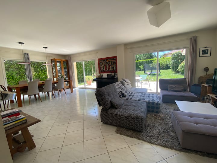 Calm Family-friendly Villa à Echenevex ! - Divonne-les-Bains