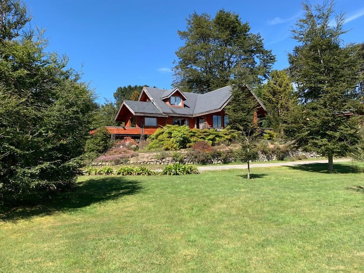 Espectacular Casa Con Playa En Lago Llanquihue - Chili