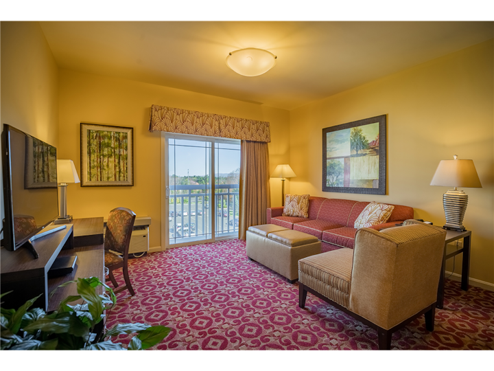 Mountain Lodge Getaway | Berkshires Charm - Lenox, MA