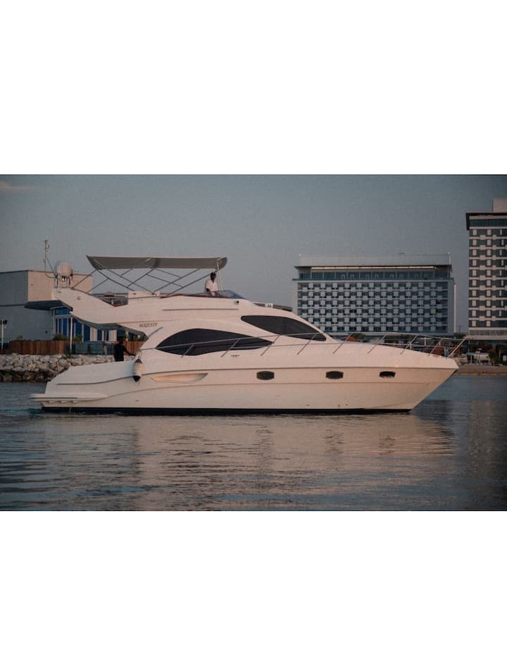 4 Hours Of Luxury Yacht Experience
Exclusive4 Hour - Doha