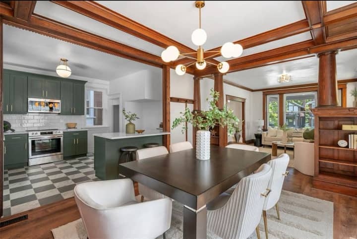 Cozy City Craftsman - St. Louis, MO