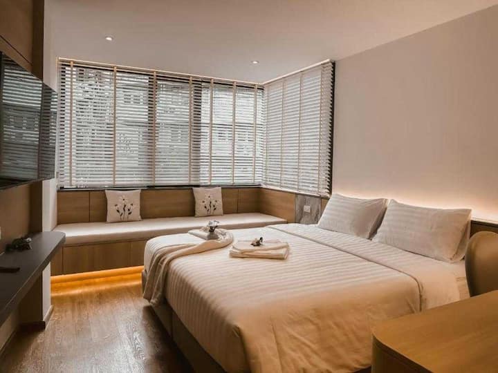 Comfortable Superior Double Getaway - Bangkok