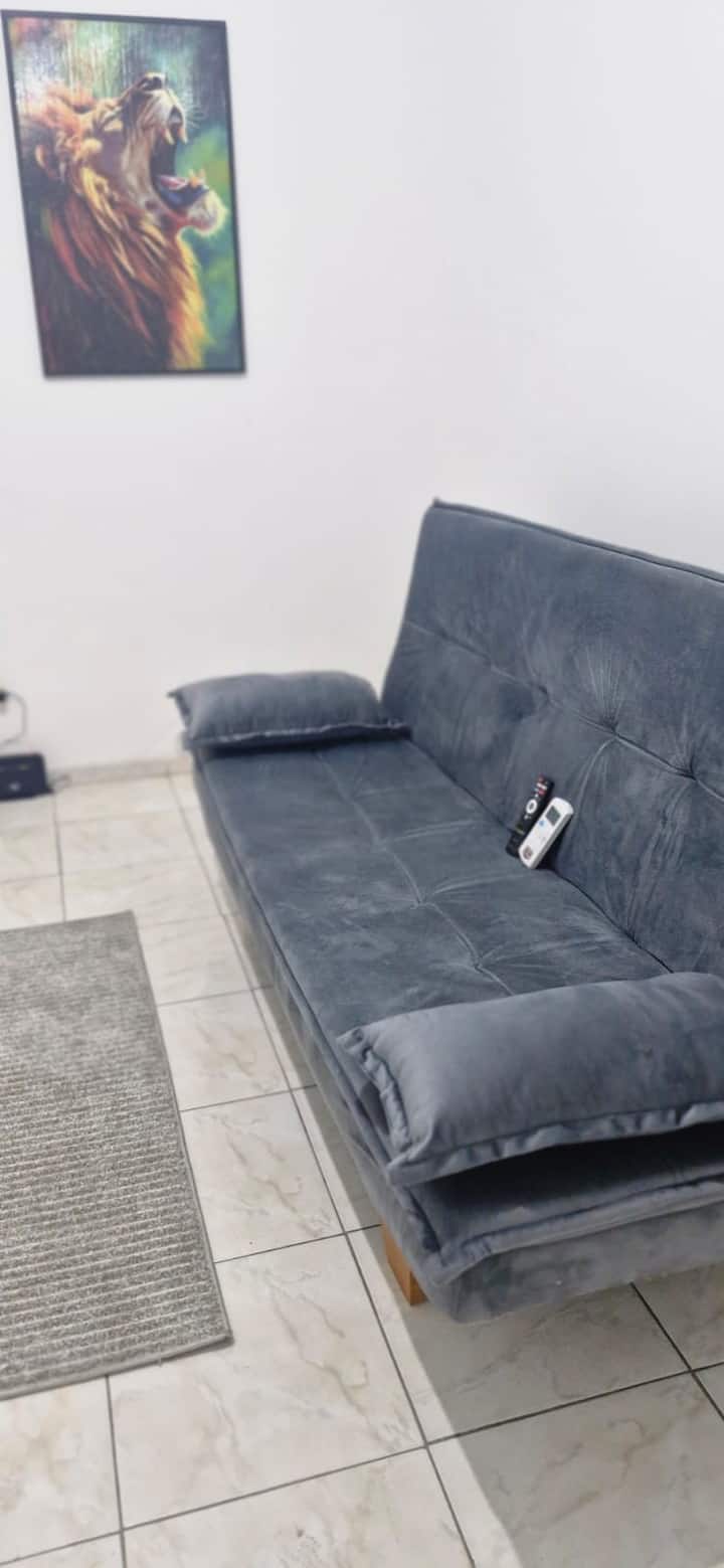 Apartamento A Uma Quadra Da Praia De Copacabana - Copacabana