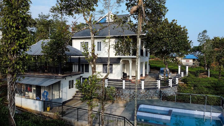 “4-bedroom Private Pool Villa In Scenic Vagamon” - Vagamon