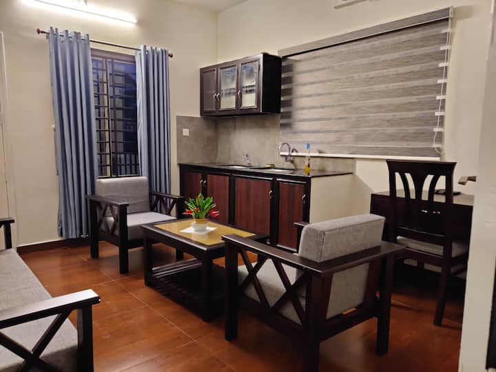 “4-bedroom Private Pool Villa In Scenic Vagamon” - Vagamon