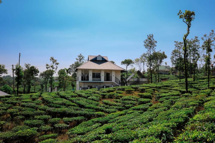 “4-bedroom Private Pool Villa In Scenic Vagamon” - Vagamon