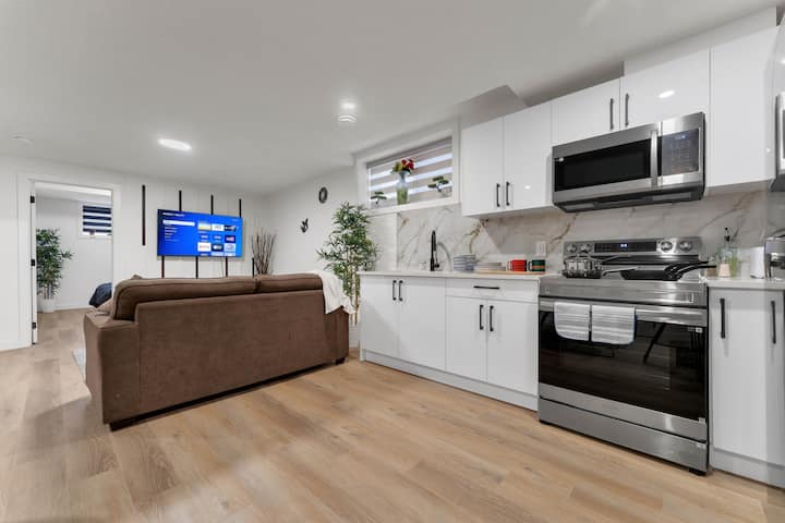 2-bedroom Suite Close To Amenities And Airport - Leduc