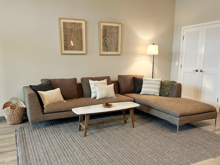 Charming Fairhaven Suite - Bellingham, WA