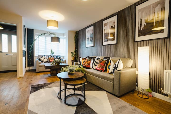 Modern 4br | 10 Beds|parking & Free Street Parking - Bristol