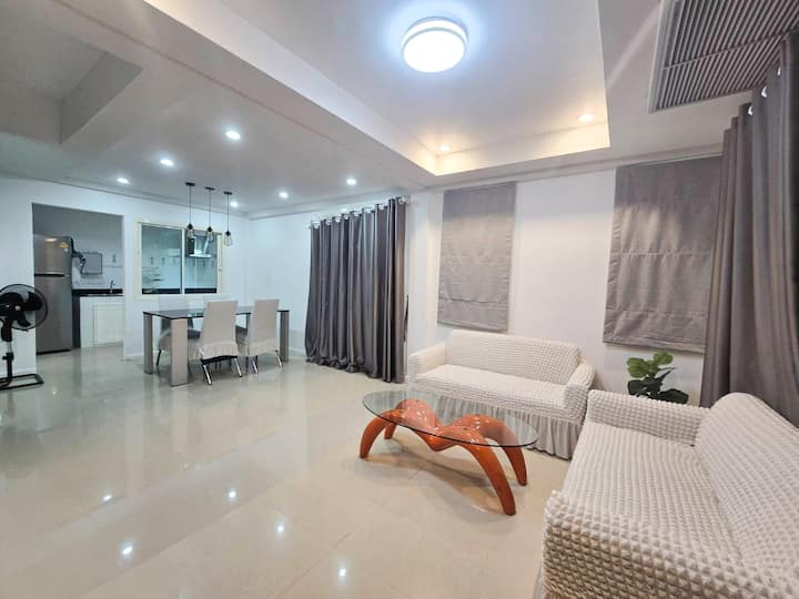 Comfortable Family/pet-friendly Home Near Old Town - 푸켓