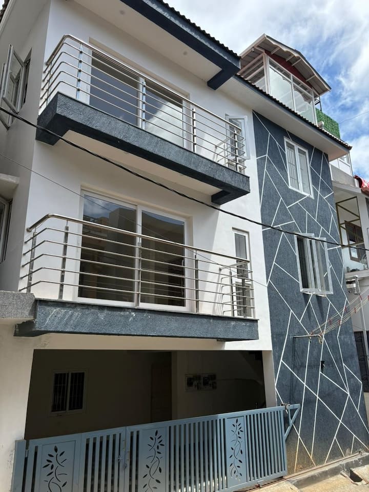 2 Bhk Apartment At Bbr Holiday Home - 烏塔卡蒙德