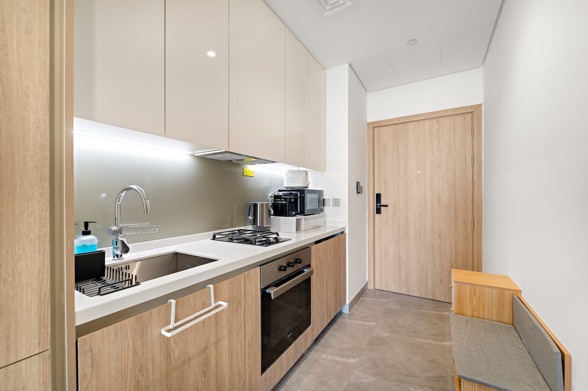 FIRST CLASS | Studio | Relaxing Canal View - Flats for Rent in Dubai ...