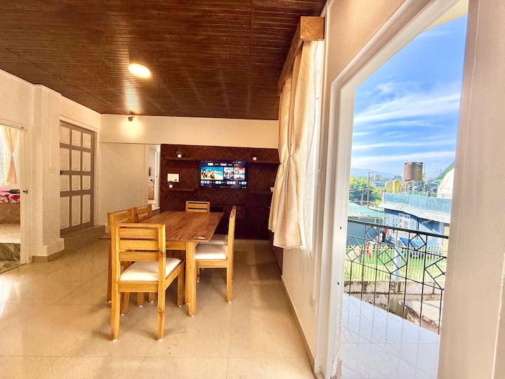 Blissful Mountain View 3bhk Villa With Terrace - Shillong