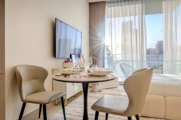 Top-rated Jvc Studio | 5-star Location | Sleeps 3 - Dubái
