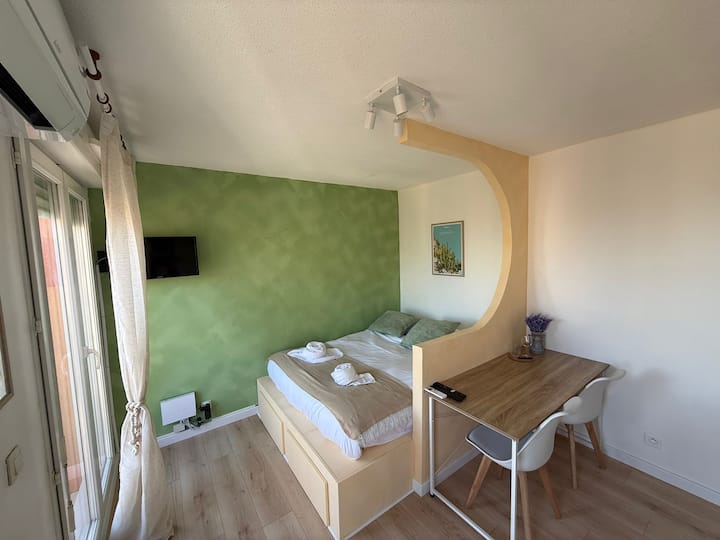 Monaco Border - Cosy Studio Vue Mer Et Ville - Fl - Beausoleil