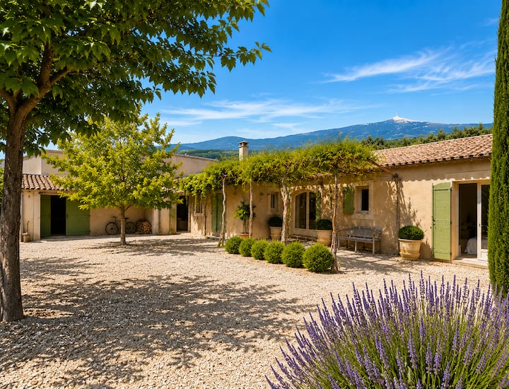 Villa Bonnieux: Newly Launched & Interior Designed - Apt
