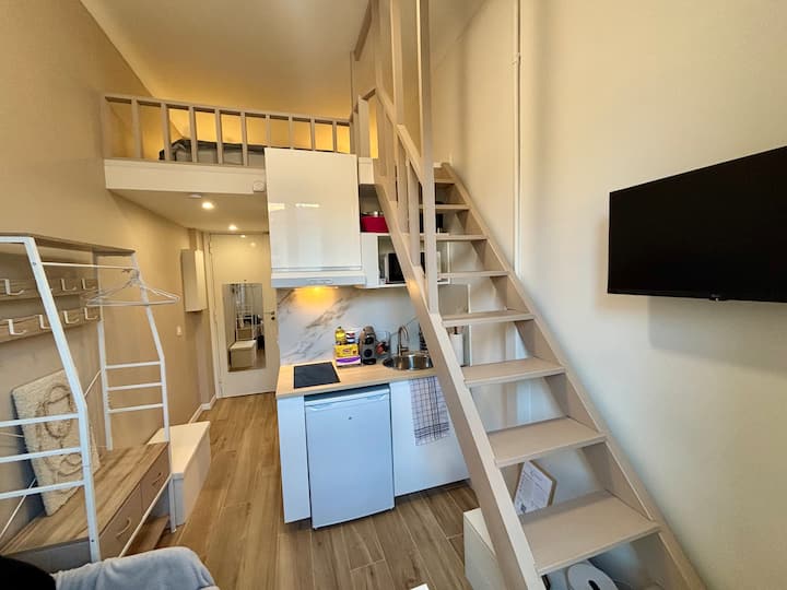 Studio Design Mezzanine, Centre, 4 Min Mer, Wifi - Nice