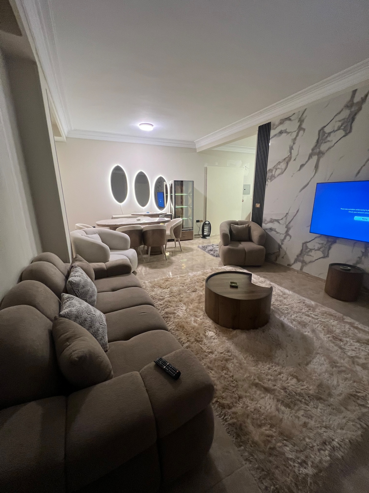 Appartement de quatre pièces avec entrée privée dans le septième ...