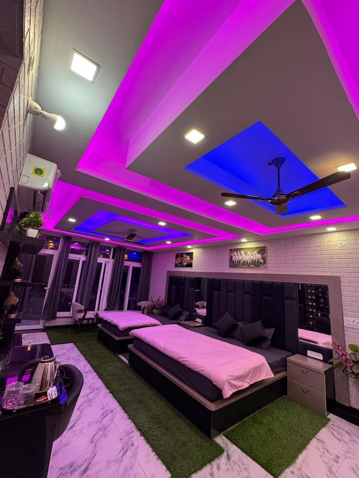 Ganga Valley Penthouse(4th Floor)+6 Rooms(nolift!) - Rishikesh