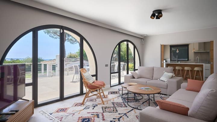 Belle Villa De 6 Chambres Et Piscine à Golfe Juan - Antibes