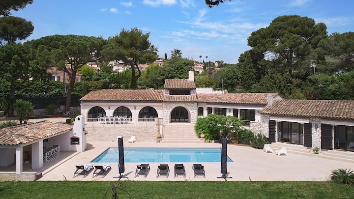 Belle Villa De 6 Chambres Et Piscine à Golfe Juan - Juan-les-Pins