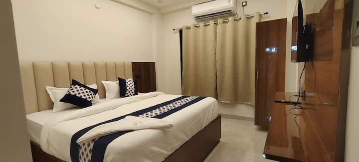 Hotel Khyaathi Grand - Hyderabad