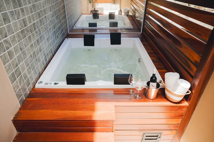 Vista Pra O Pico Do Penedinho No Centro | Jacuzzi - Itatiaia