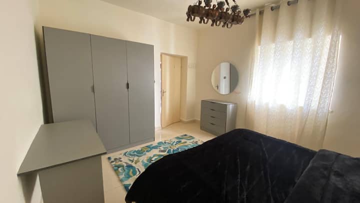 Jameela Studio With A Garden In Vibrant Lwebdeh - Amman