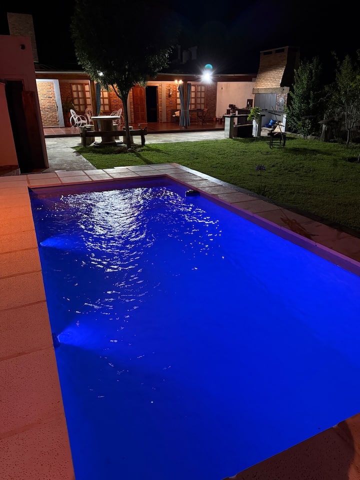 Quincho “El Aguaribay“ - Villa Dolores