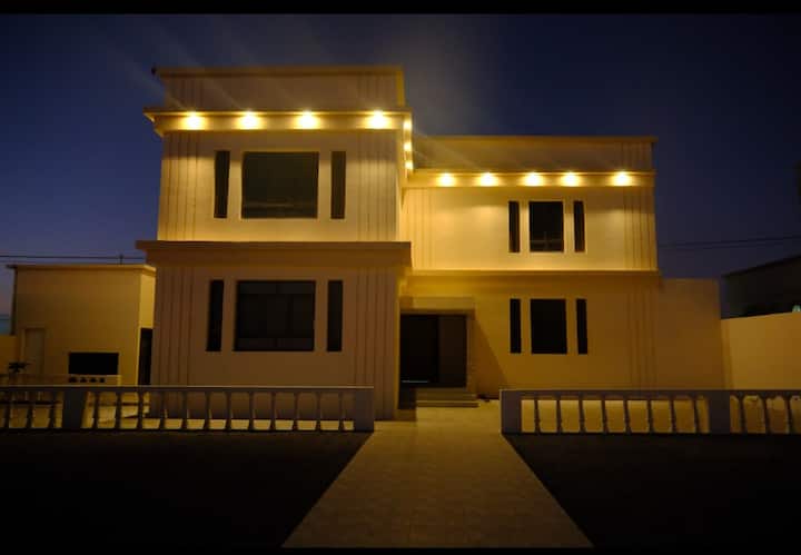 Pink Beaches Guest Houses - Oman