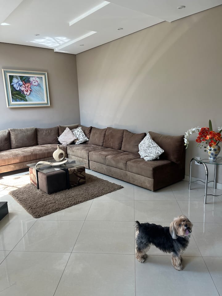 Linda Casa - Confins