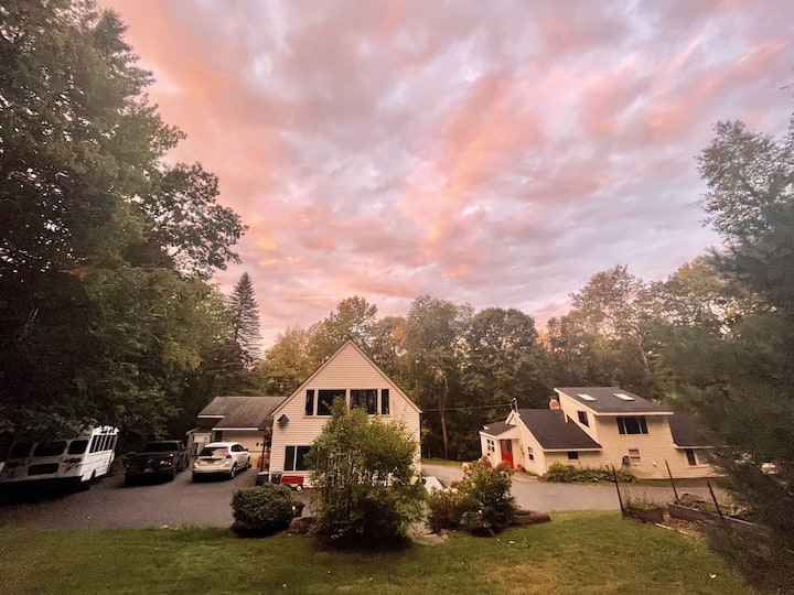 2 Home Estate - Modern And Rustic Nature Retreat - Hanover