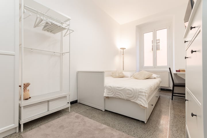 New Three-room Apartment 5 Minutes From The Center - Génova