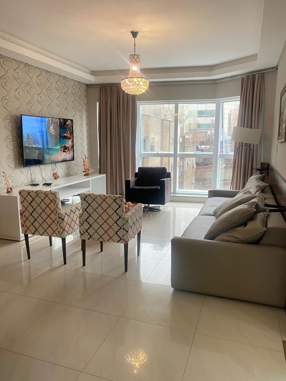 Grand appartement à 50 m de la plage - Appartements à louer à Itapema ...