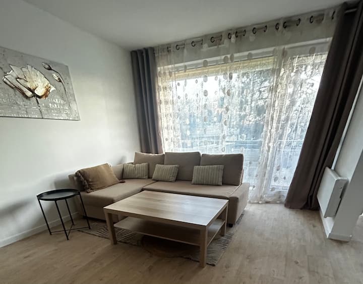 Appartement Familial Dans Une Résidence Privée - Lesquin